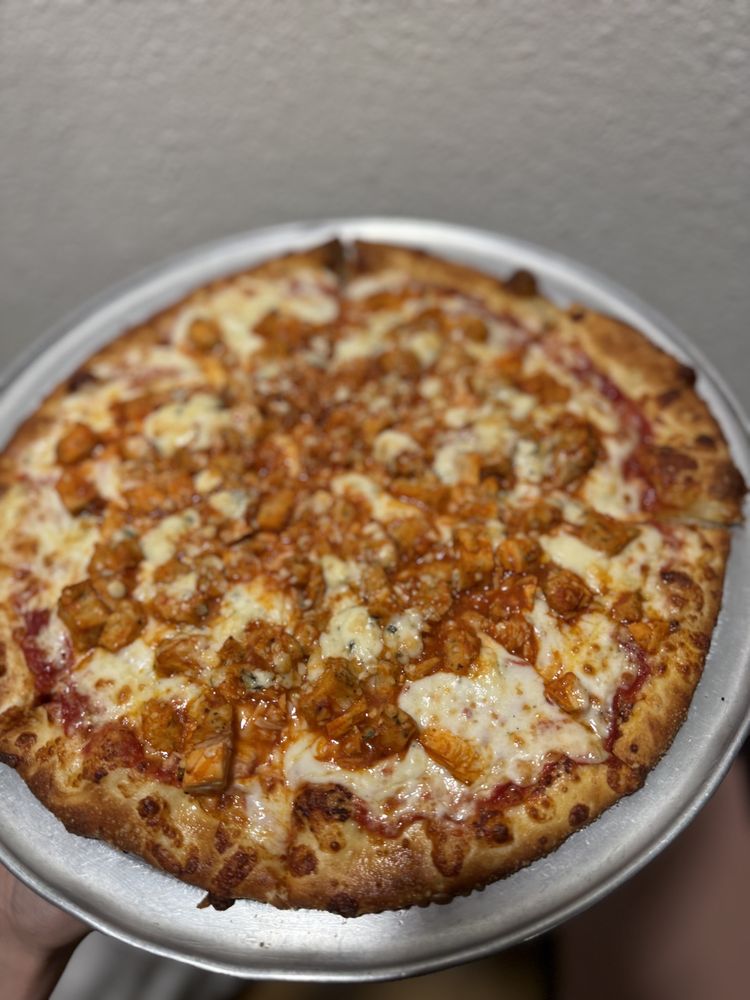 H&H BAR AND GRILL - Updated December 2025 - 42 Photos & 26 Reviews ...