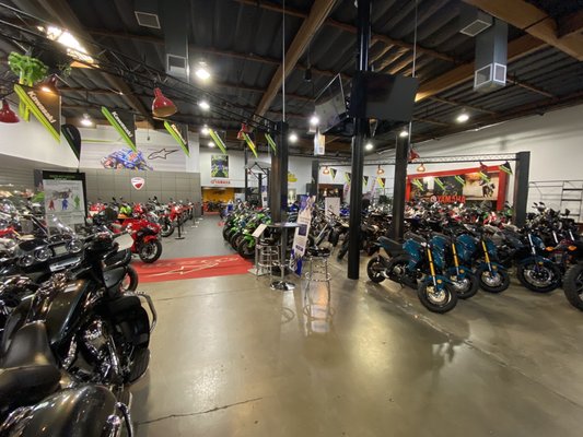 WHEELS IN MOTION - Updated January 2025 - 405 Photos & 890 Reviews ...