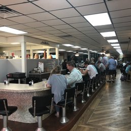 BALL & QUE RESTAURANT - Updated October 2025 - 55 Photos & 60 Reviews ...