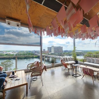 P6 - Updated December 2024 - 702 Photos & 446 Reviews - 111 E Cesar ...