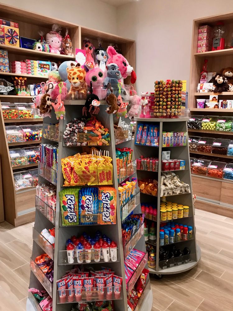 SWEET FACTORY - 37 Photos & 28 Reviews - Candy Stores - 400 S Baldwin ...
