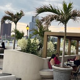 MAXIMÓN - Updated October 2025 - 1107 Photos & 351 Reviews - 200 ...