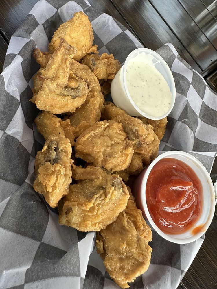 AUSABLE INN - Updated October 2025 - 37 Photos & 93 Reviews - 600 S ...