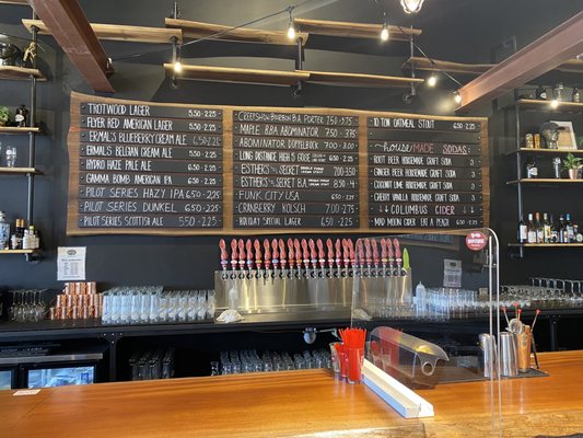 WARPED WING BARREL ROOM & SMOKERY - SPRINGBORO - 175 Photos & 93 ...