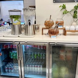 THE CLUB BWI - Updated August 2025 - 339 Photos & 220 Reviews - 7160 ...