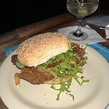 THE COMMODORE - Updated December 2025 - 422 Photos & 679 Reviews - 366 ...