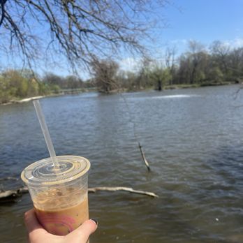 DULCE MAMI CAFÉ RIVERSIDE - Updated July 2024 - 68 Photos & 25 Reviews ...