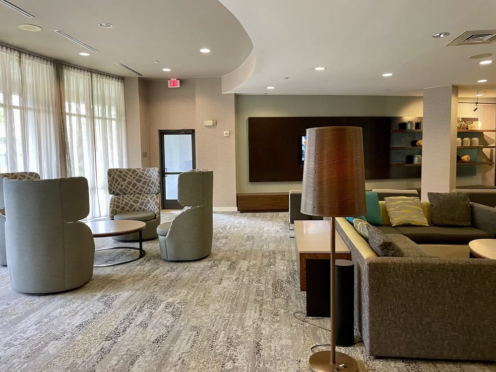 COURTYARD ROANOKE AIRPORT - Updated June 2025 - 71 Photos & 42 Reviews ...