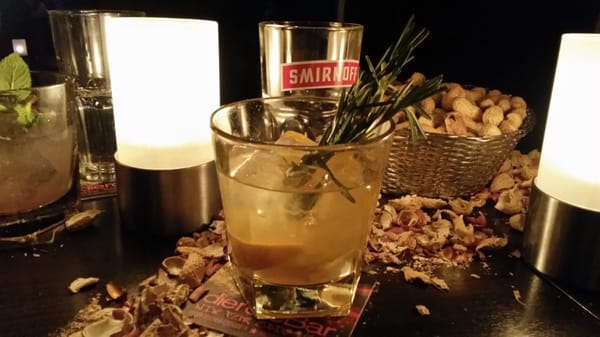 DIE ROTE BAR - 20 Photos & 57 Reviews - Peter-Vischer-Str. 3, Nürnberg ...