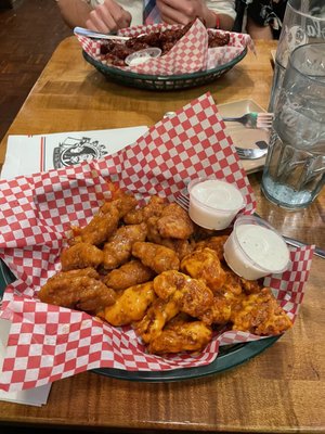 MACADO’S - Updated July 2025 - 129 Photos & 211 Reviews - 922 ...