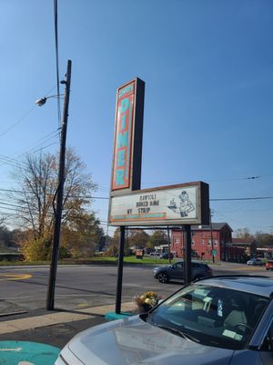 CONNIE’S DINER - 122 Photos & 147 Reviews - 205 E Main St, Waterloo, NY ...