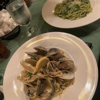 MOM CHAFFE’S CELLARETTE - Updated December 2025 - 62 Photos & 165 ...