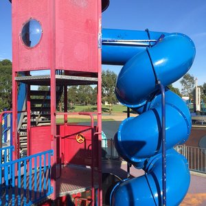 CASEY RACE - Updated April 2025 - 22 Photos - 65 Berwick-Cranbourne Rd ...