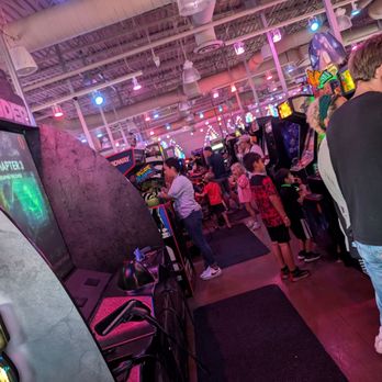 SIDE QUEST ARCADE - Updated December 2025 - 74 Photos & 24 Reviews ...