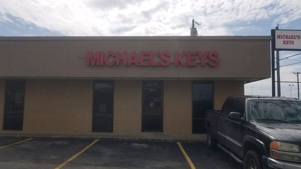 MICHAEL’S KEYS LOCKSMITH - Updated November 2024 - 21 Photos & 13 ...