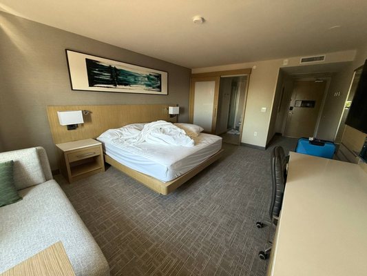 DELTA HOTEL BY MARRIOTT ONTARIO AIRPORT - Updated May 2025 - 35 Photos ...