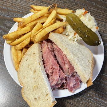 PANCER’S ORIGINAL DELI - 114 Photos & 99 Reviews - 3856 Bathurst Street ...