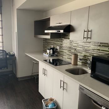 ELEMENT HARRISON - NEWARK - Updated December 2025 - 159 Photos & 99 ...