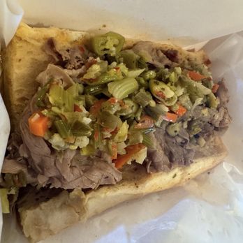 DAZZOS CHICAGO STYLE EATERY - Updated August 2025 - 222 Photos & 215 ...