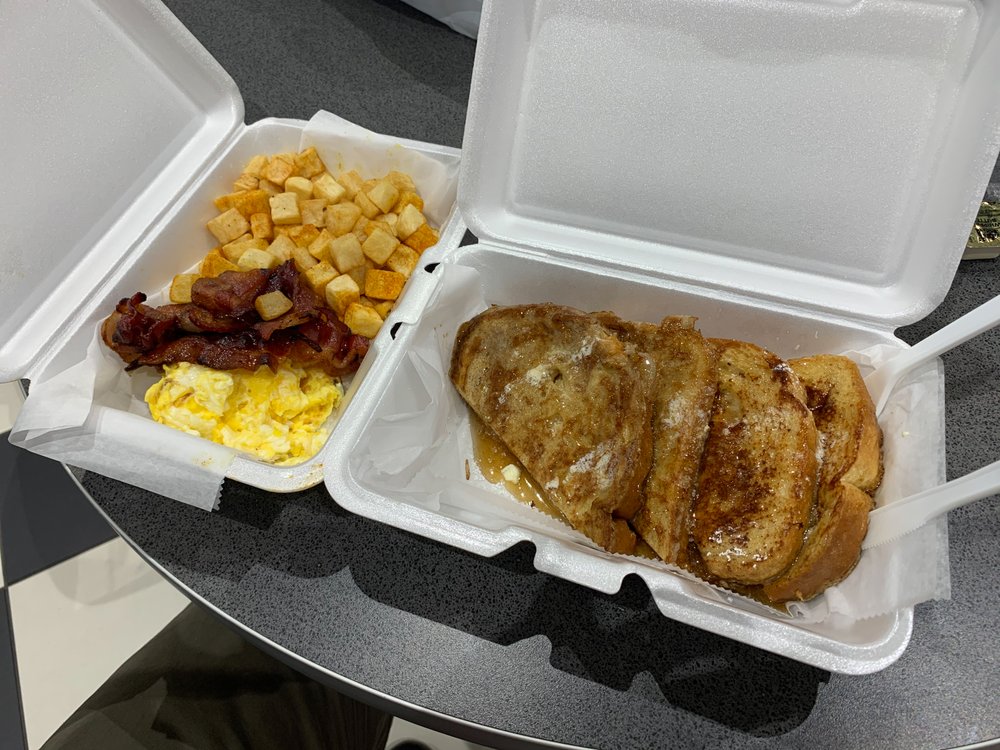 MUSTANG CHARLIE’S DINER - 59 Photos & 36 Reviews - 1501 N Salem St ...