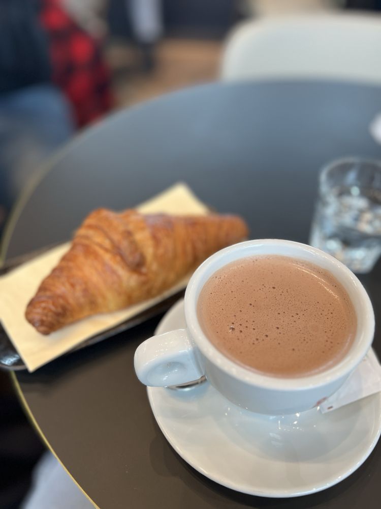 ZÜRICH GRAN CAFÉ MOTTA - Updated September 2025 - 34 Photos & 31 ...