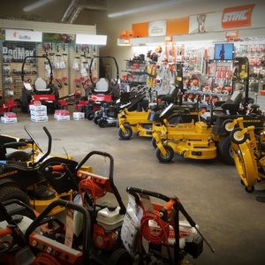 ADESA AUCTION - Updated May 2025 - 5400 Getwell Rd, Memphis, Tennessee ...