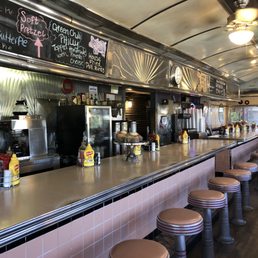 HULLABALOO DINER - Updated October 2025 - 238 Photos & 312 Reviews ...