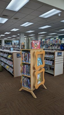 INDIAN PRAIRIE PUBLIC LIBRARY - Updated December 2025 - 21 Photos & 23 ...