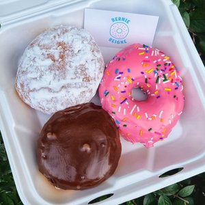 BERNIE BEIGNE - 69 Photos & 27 Reviews - 23 Rue Bernard O, Montréal ...