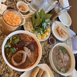 DA VANG RESTAURANT - Updated October 2025 - 1083 Photos & 917 Reviews ...