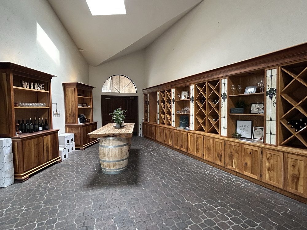SILVAN RIDGE WINERY - Updated January 2026 - 119 Photos & 82 Reviews ...