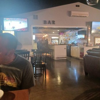 WARREN COUNTRY INN - Updated December 2025 - 98 Photos & 142 Reviews ...