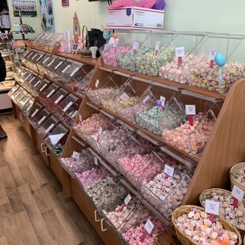 BEACHSIDE CANDY - Updated September 2025 - 123 Photos & 50 Reviews ...