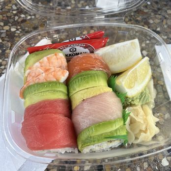 POINT LOMA SEAFOODS - Updated August 2024 - 3013 Photos & 2758 Reviews ...