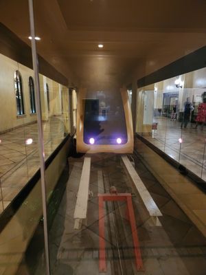 MANDALAY - LUXOR - EXCALIBUR TRAM - Updated January 2025 - 67 Photos ...