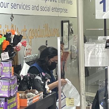 GOODWILL OF SILICON VALLEY - Updated February 2025 - 110 Photos & 116 ...