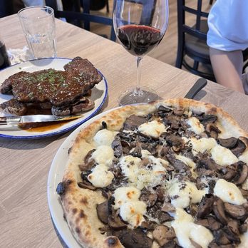 CAFE ROMA - Updated December 2025 - 42 Photos - 807 Street Clair Avenue ...