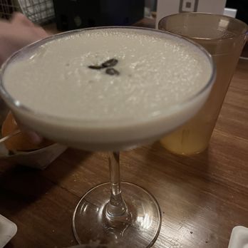 BARROW FOOD HOUSE - Updated July 2025 - 227 Photos & 270 Reviews - 452 ...