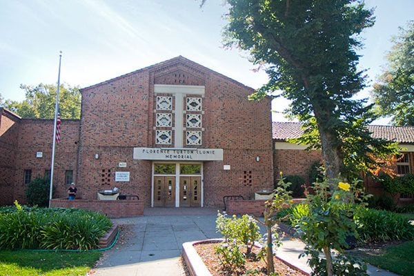 SACRAMENTO PUBLIC LIBRARY - MCKINLEY - Updated January 2025 - 33 Photos ...