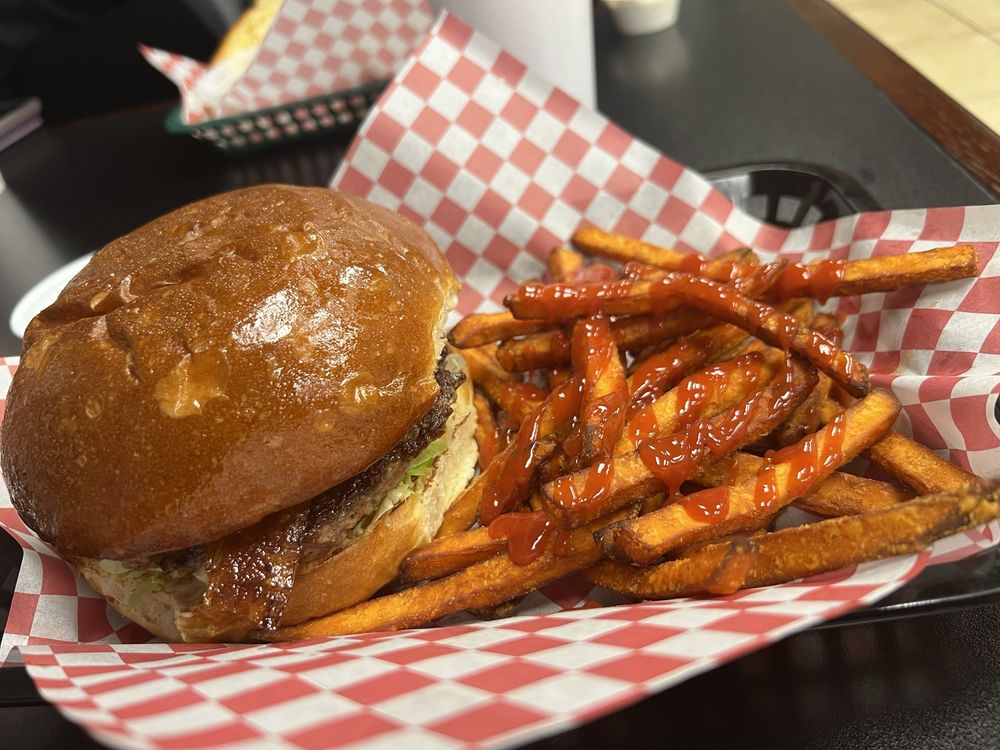 JLB EATERY - Updated December 2025 - 35 Photos & 63 Reviews - 145 N ...