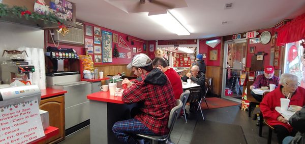 HICKIE’S HAMBURGER - 52 Photos & 65 Reviews - 3800 Rhodes Ave, New ...