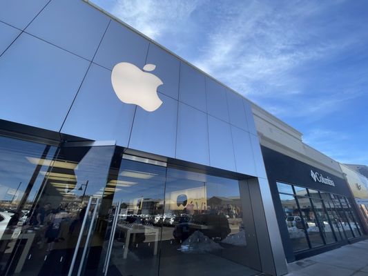 APPLE THE PROMENADE SHOPS AT BRIARGATE - Updated December 2025 - 18 ...