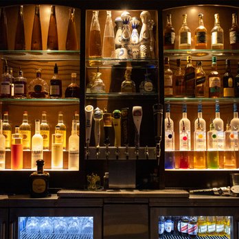 LEVEL TWO BAR & ROOFTOP - Updated July 2025 - 56 Photos & 137 Reviews ...