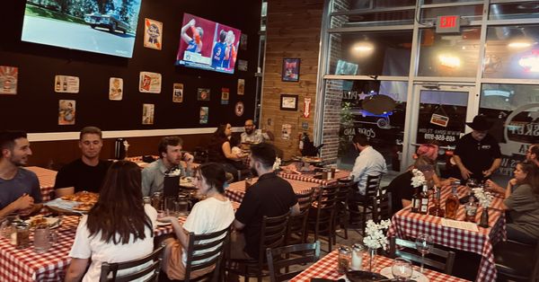 ROMA TX PIZZA TAVERN - Updated December 2025 - 105 Photos & 78 Reviews ...