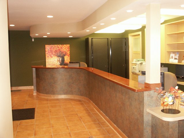 THOMAS BURDO, DDS - Updated December 2025 - 15 Photos - 1100 4 Mile Rd ...