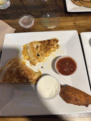 THE CATTY CORNER - Updated July 2025 - 394 N Broad St, Nazareth ...