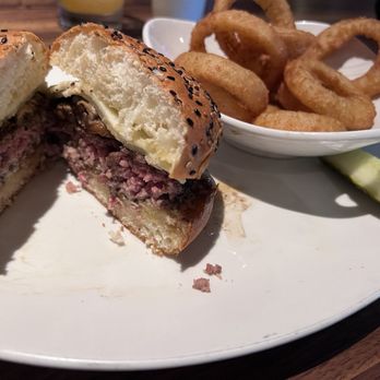 YARD HOUSE - Updated November 2024 - 919 Photos & 895 Reviews - 21001 N ...