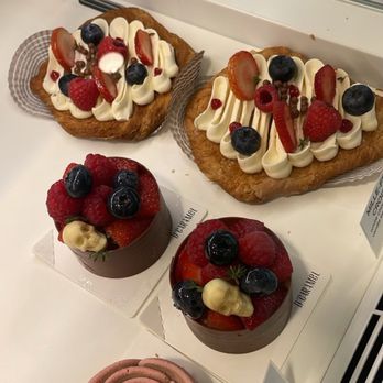 D’CARAMEL PATISSERIE - Updated February 2025 - 149 Photos & 52 Reviews ...