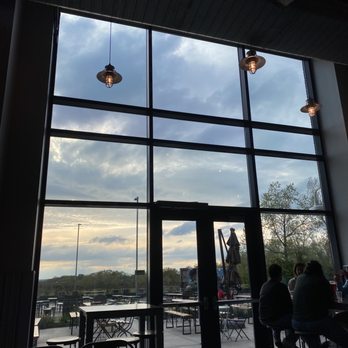 EDISON BREWING - Updated July 2024 - 148 Photos & 53 Reviews - 785 ...