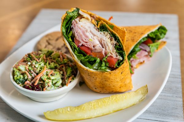 THAT’S A WRAP - 27 Photos - 86 Cloverleaf Dr, Longs, South Carolina ...